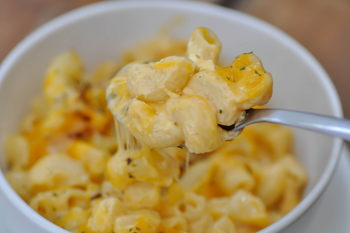 Family Sized Mac & Cheese – HOTLOGIC